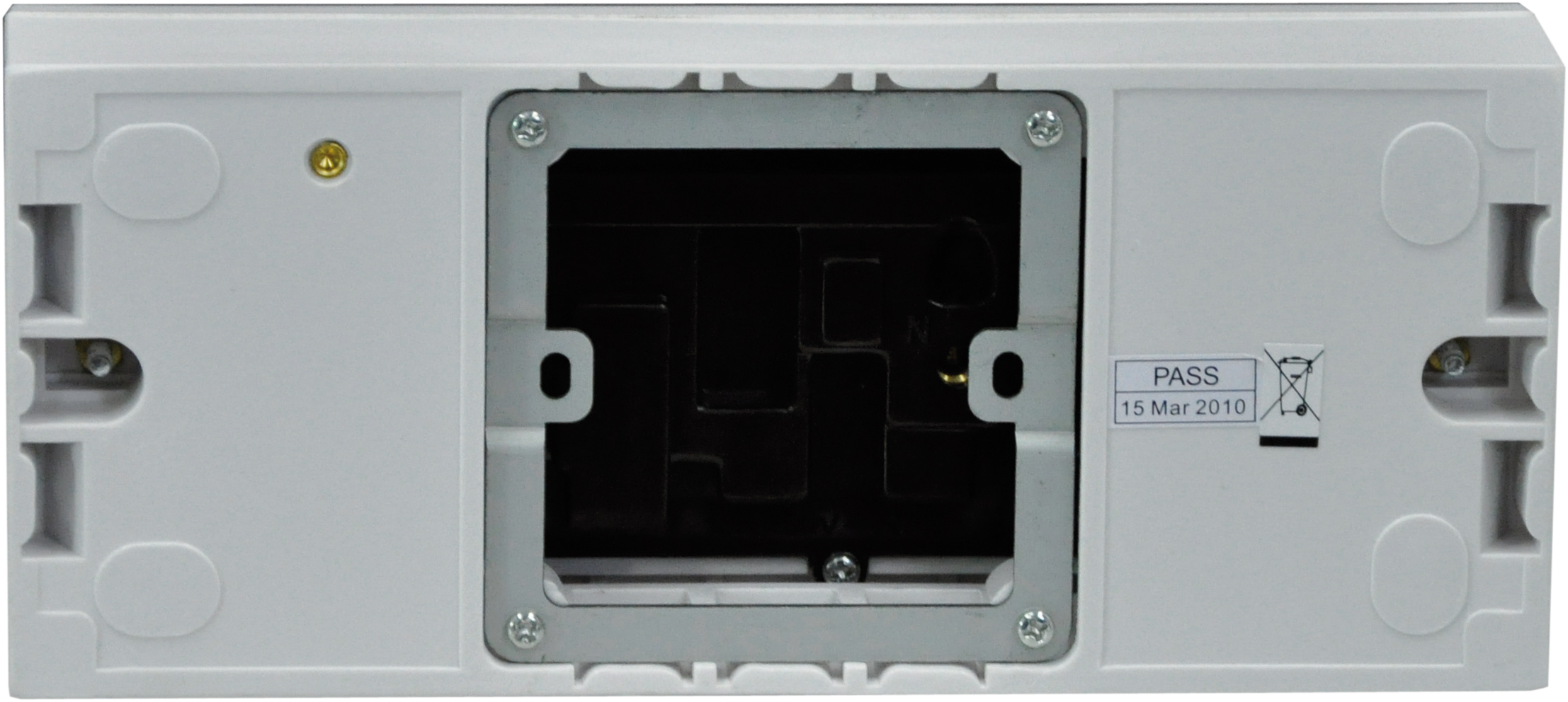 Triple Switched Socket with Back Box | Electrovision