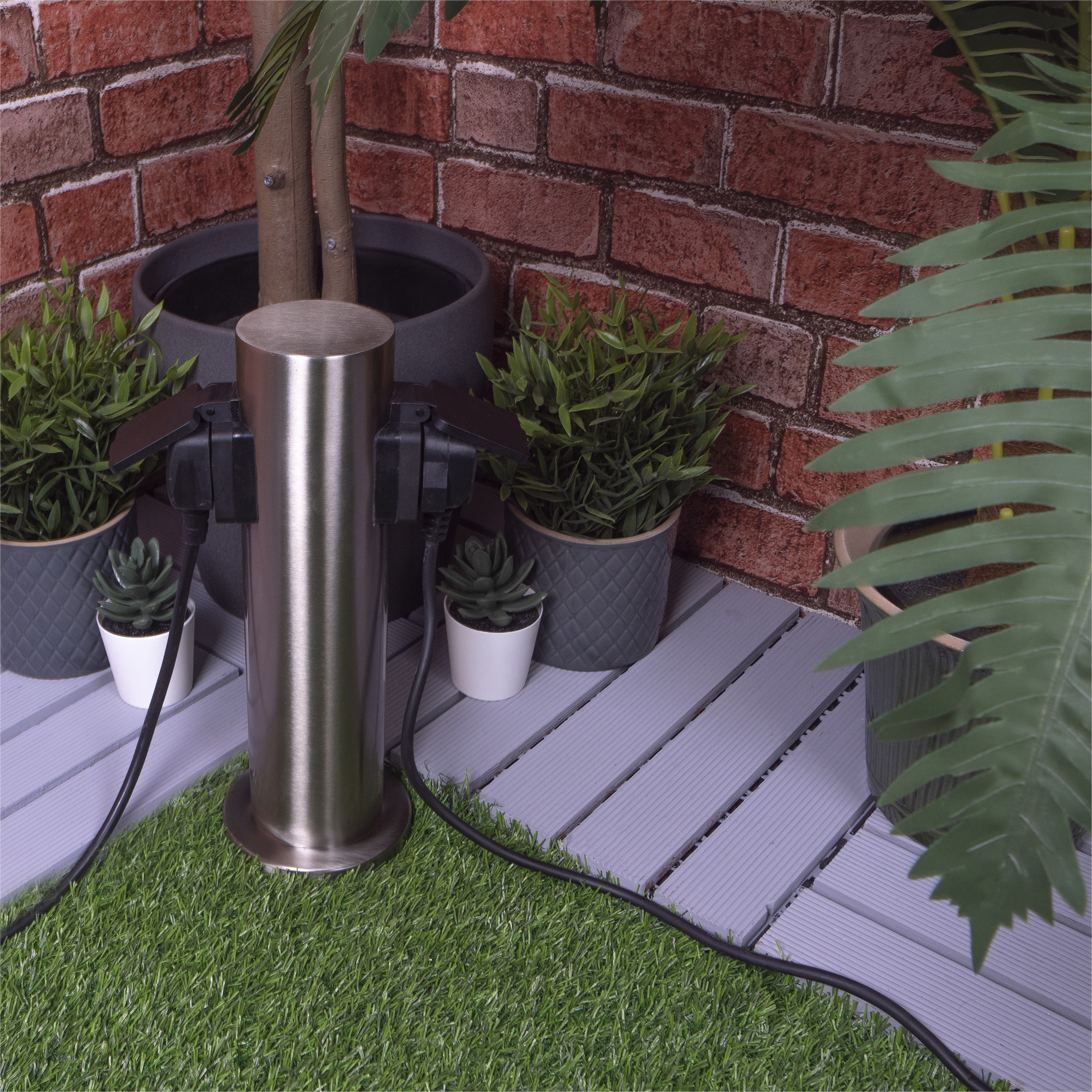 Outdoor Chrome Twin Mains Socket Post - Perfect for outdoor garden ...